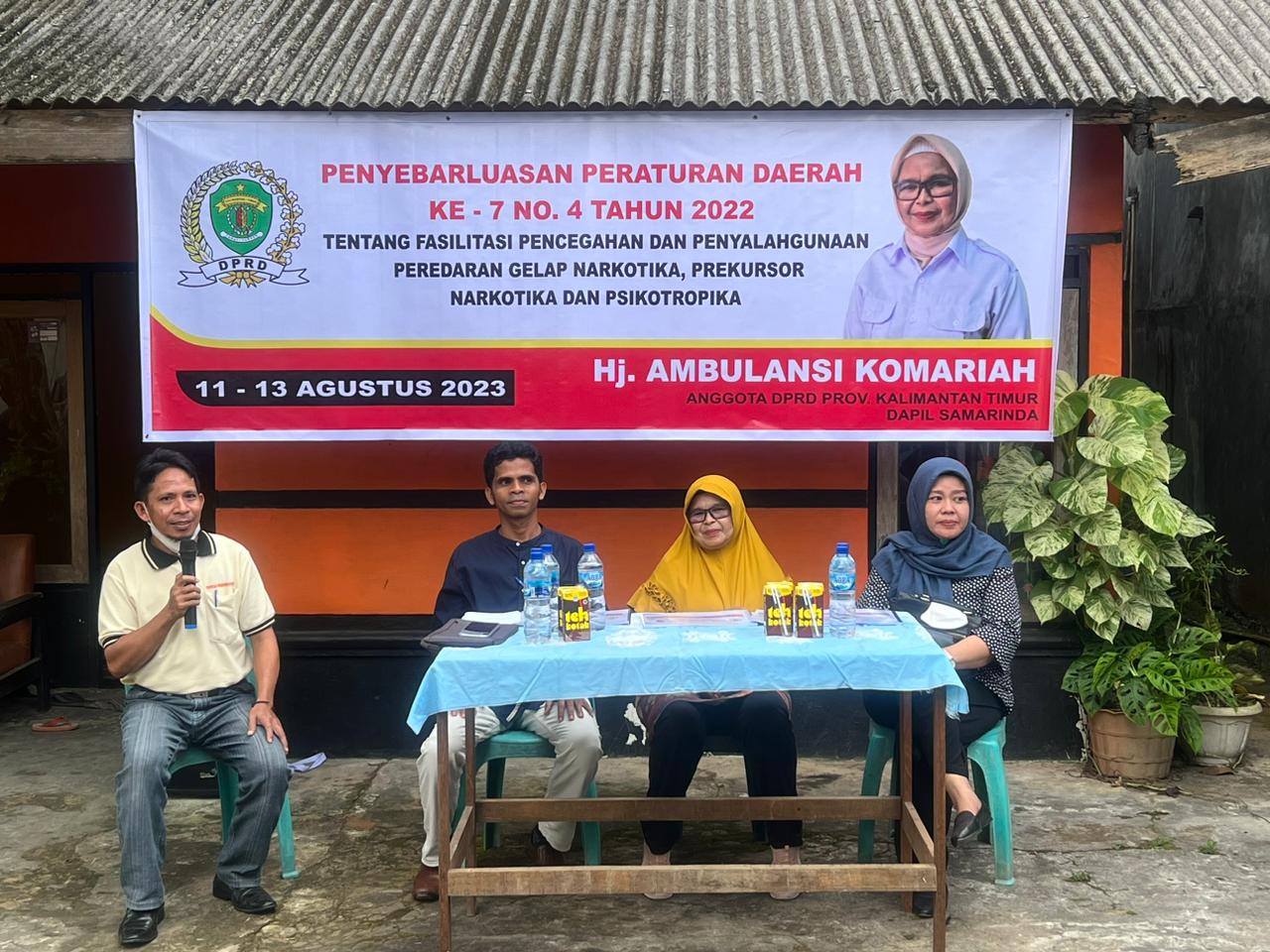 Anggota DPRD Kaltim Ambulansi Komariah Gelar Sosper, Ingatkan Warga ... Anggota DPRD Kaltim Ambulansi Komariah Gelar Sosper, Ingatkan Warga ...